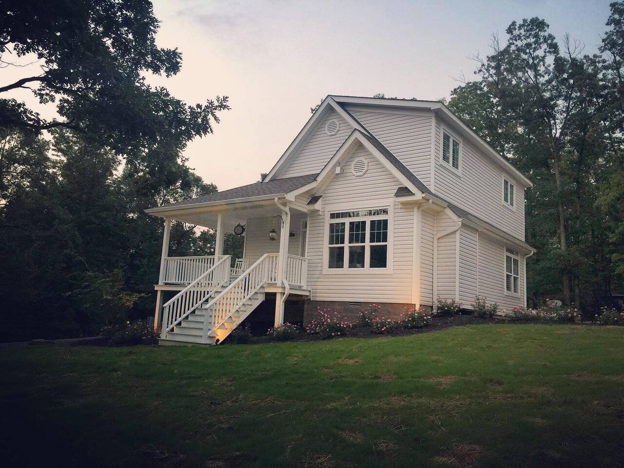 The Primrose - Bethesda Lake Resort & Cabins